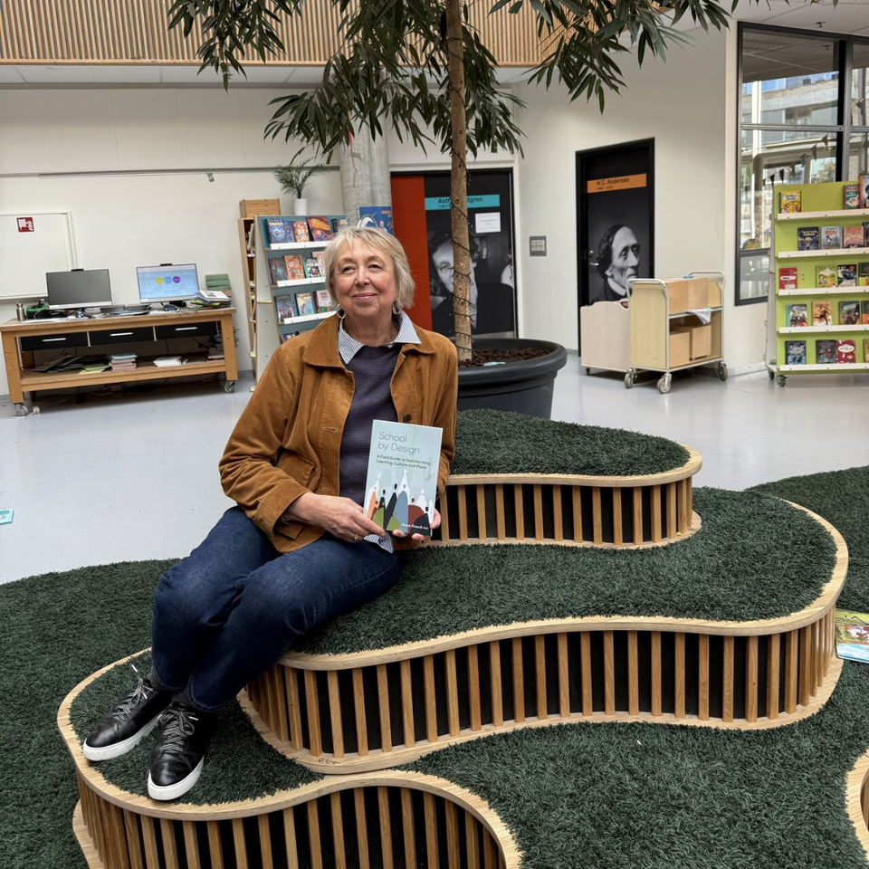 Meet our authors – Amba Press